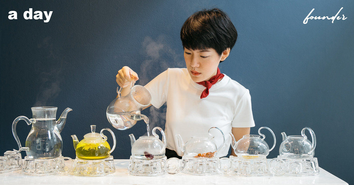 ดื่มด่ำดอกไม้ที่บานในจักรวาลชากับ CHAR Flower Tea