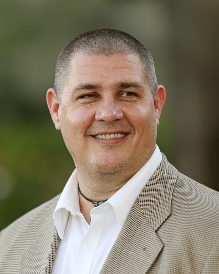 Adam Johnson นักเขียนชาวอเมริกันผู้คว้ารางวัลพูลิตเซอร์จากนวนิยายว่า ...