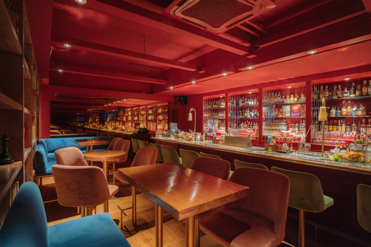 JOSH HOTEL ไลฟ์สไตล์โฮเทลยุค 80 ที่ต่อให้ไม่เข้าพักก็ยังมาใช้เวลาที่นี่ได้