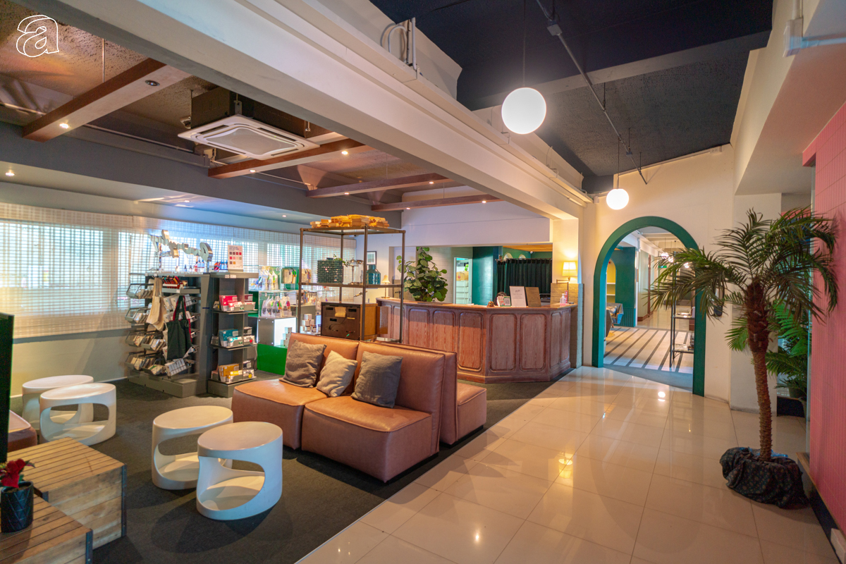 JOSH HOTEL ไลฟ์สไตล์โฮเทลยุค 80 ที่ต่อให้ไม่เข้าพักก็ยังมาใช้เวลาที่นี่ได้