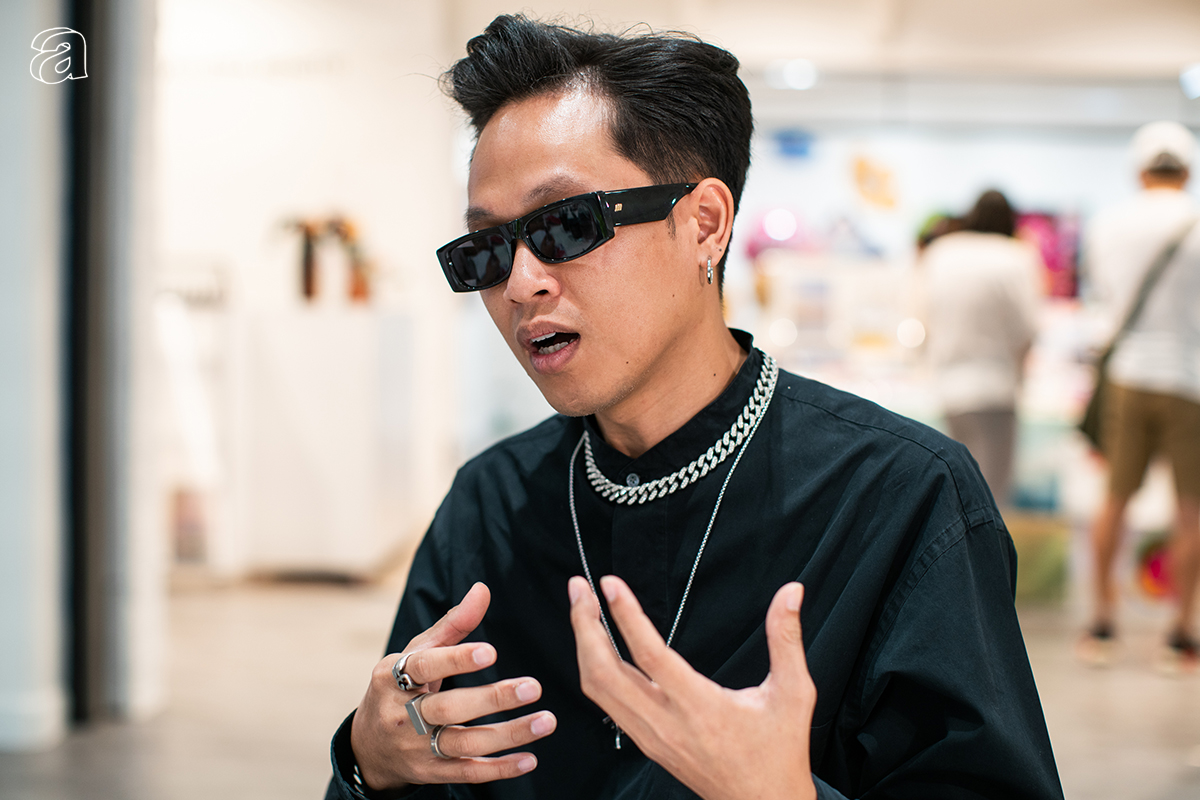 ในโลกที่ดอกพริมโรสเบ่งบานของ PRJ ศิลปินที่สร้างงานศิลปะโอบกอดและเยียวยา ...