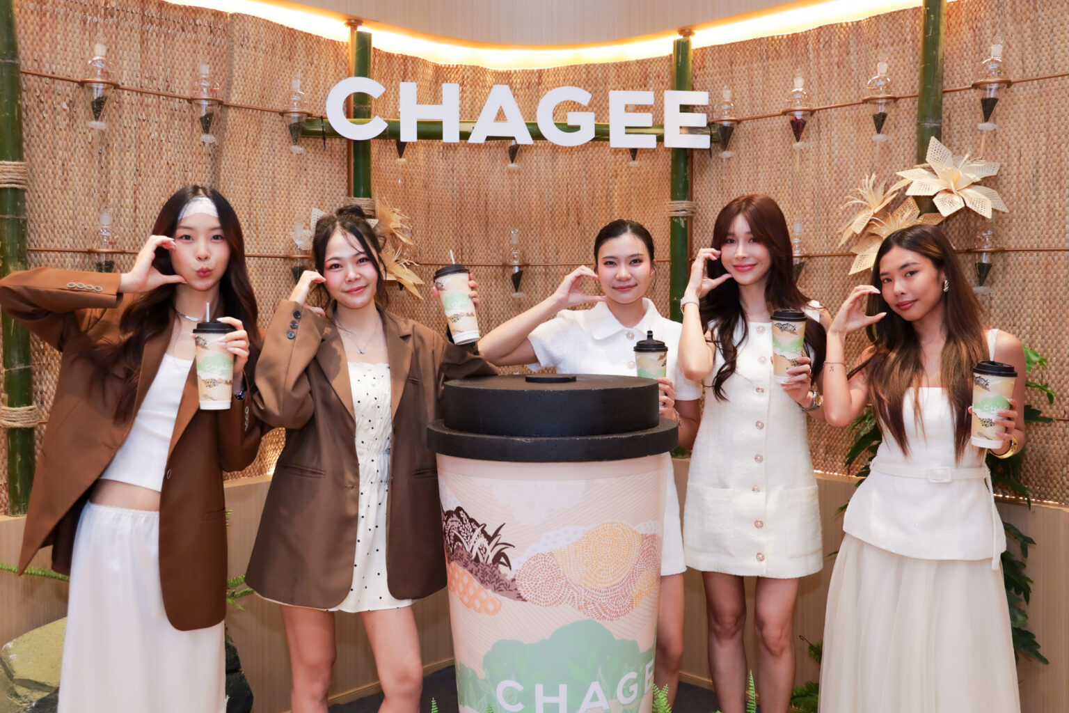 โฮจิฉะมาแรง! CHAGEE เปิดตัว Hojicha Genmai Milk Tea ขึ้นแท่นเมนูใหม่ ...